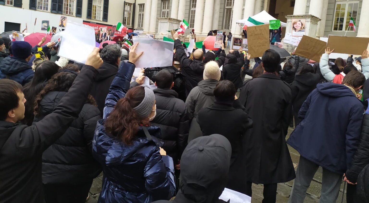 Lega: sostegno al popolo iraniano in rivolta contro regime islamico