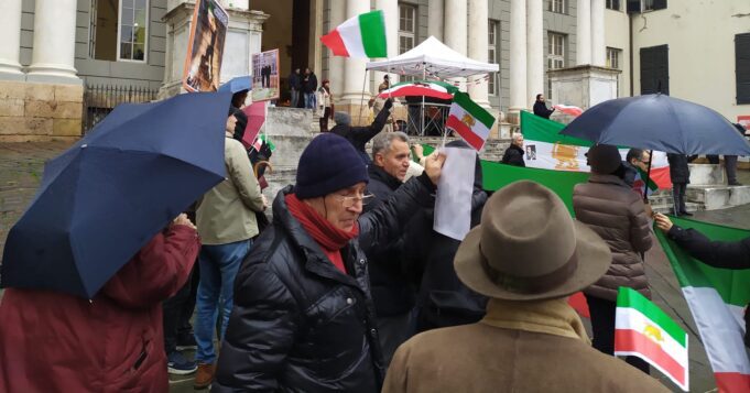 Linea Condivisa: sostegno a popolo Iran ma no a Shah di Persia